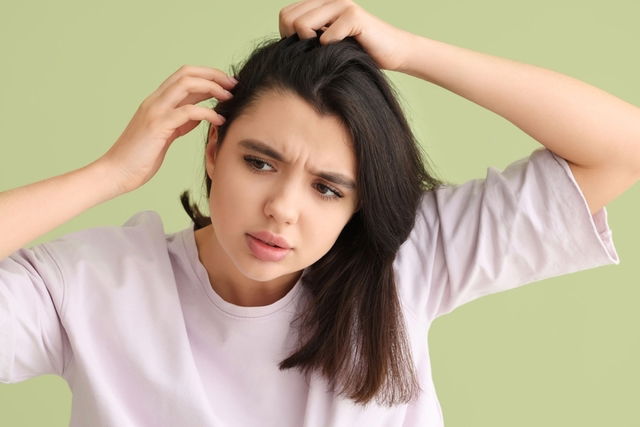 Seborrea: qué es, síntomas, causas, tipos y tratamiento - Tua Saúde