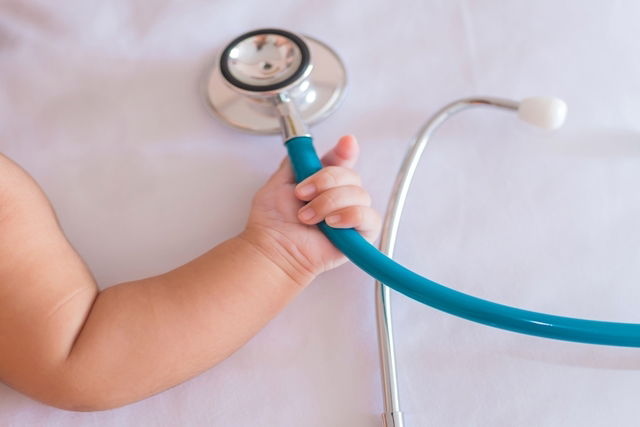 Mancha mongólica: qué es, síntomas y cuidados - Tua Saúde