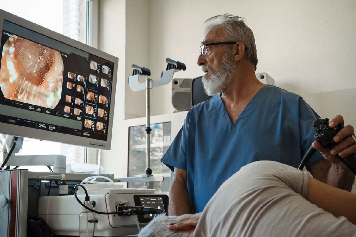 Endoscopia digestiva alta: o que é, como é feito (e preparo) - Tua Saúde