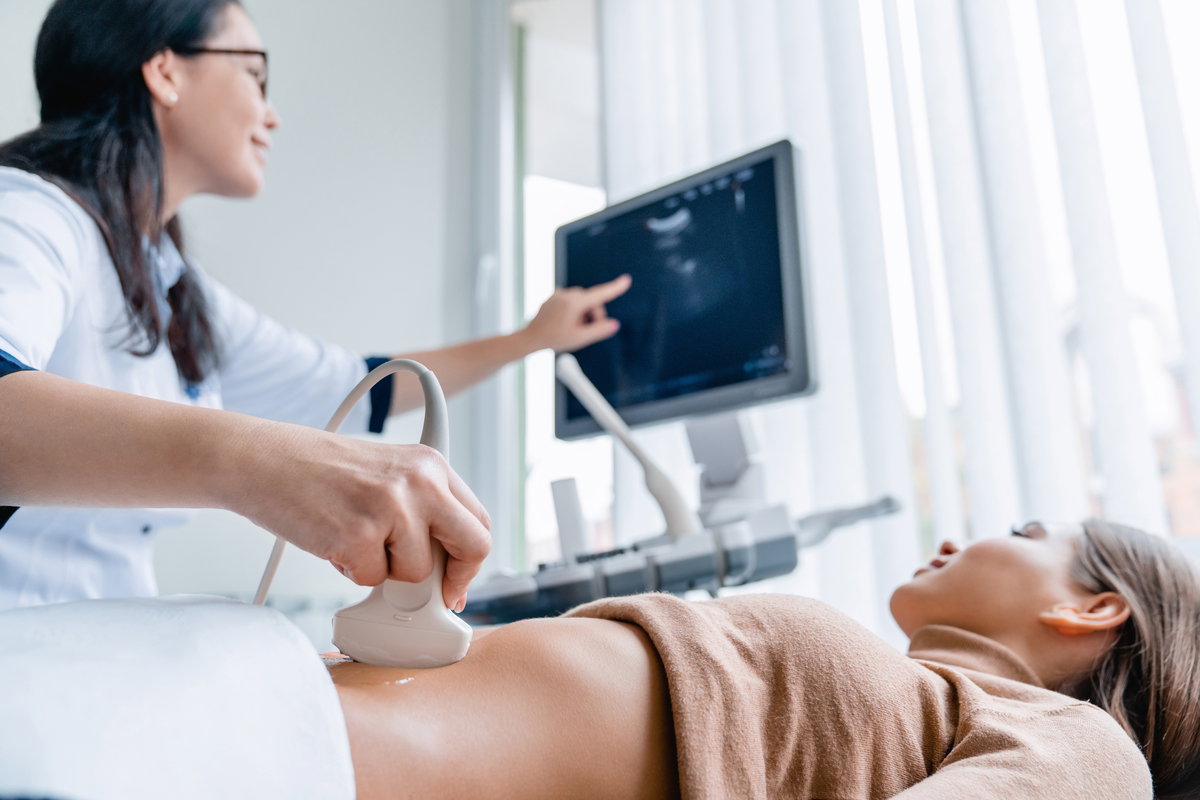 Cisto unilocular: o que é, sintomas, causas e como tratar - Tua Saúde