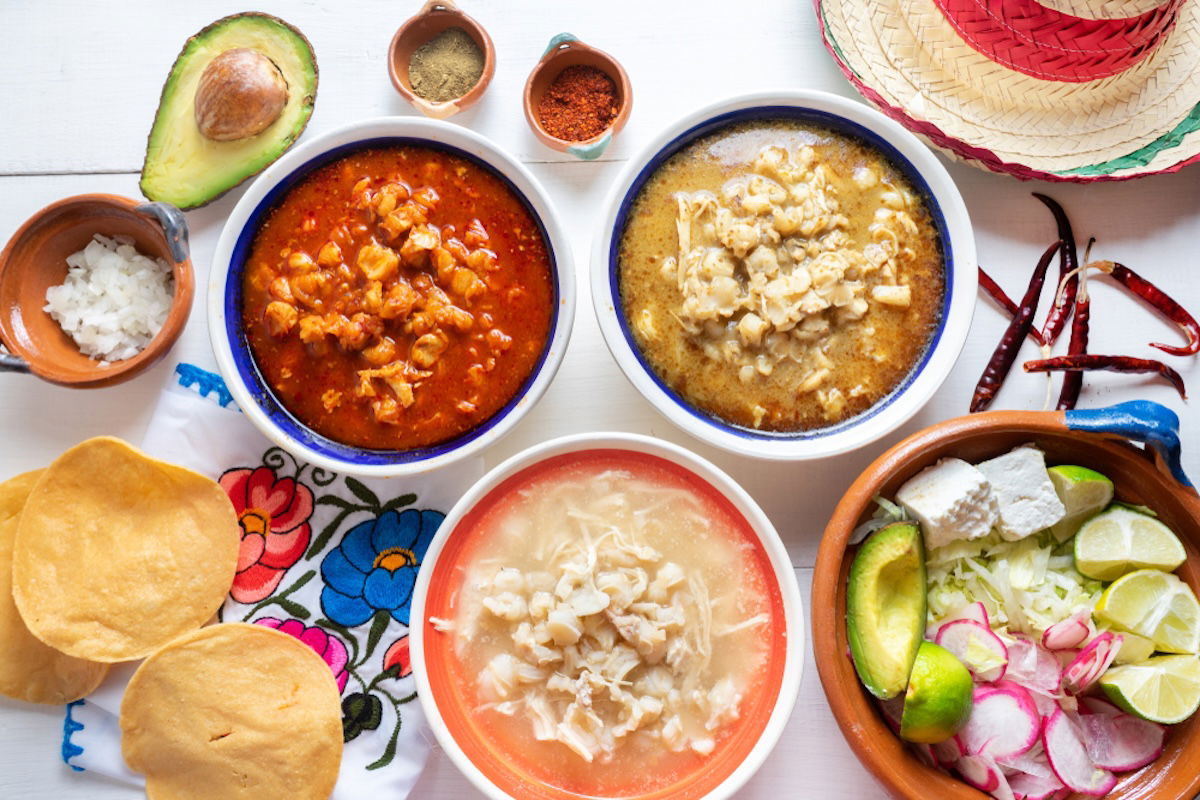 Pozole: Health Benefits, Nutrition, Types & How to Make - Tua Saúde