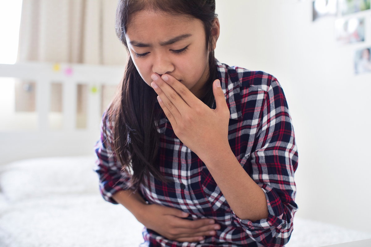 Unexplained Vomiting in Child: 10 Possible Causes (& What to Do) - Tua ...