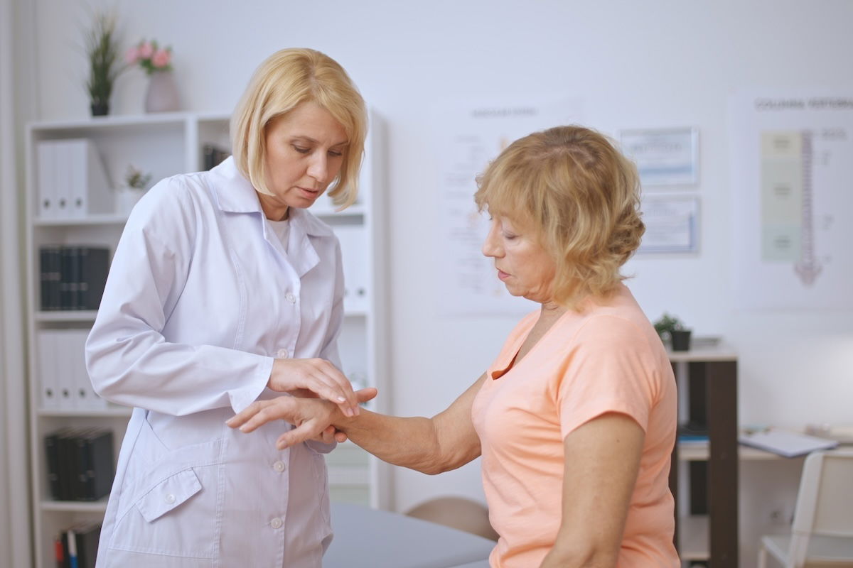 Douleur neuropathique: c'est quoi, symptômes, causes et traitement ...