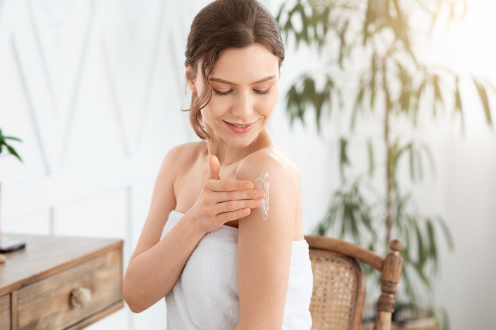 After Sun Lotion: Benefits, Ingredients & How to Apply - Tua Saúde