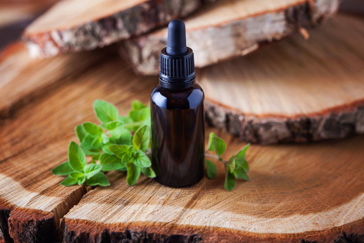 Oregano Oil: Benefits, How To Use & Side Effects - Tua Saúde