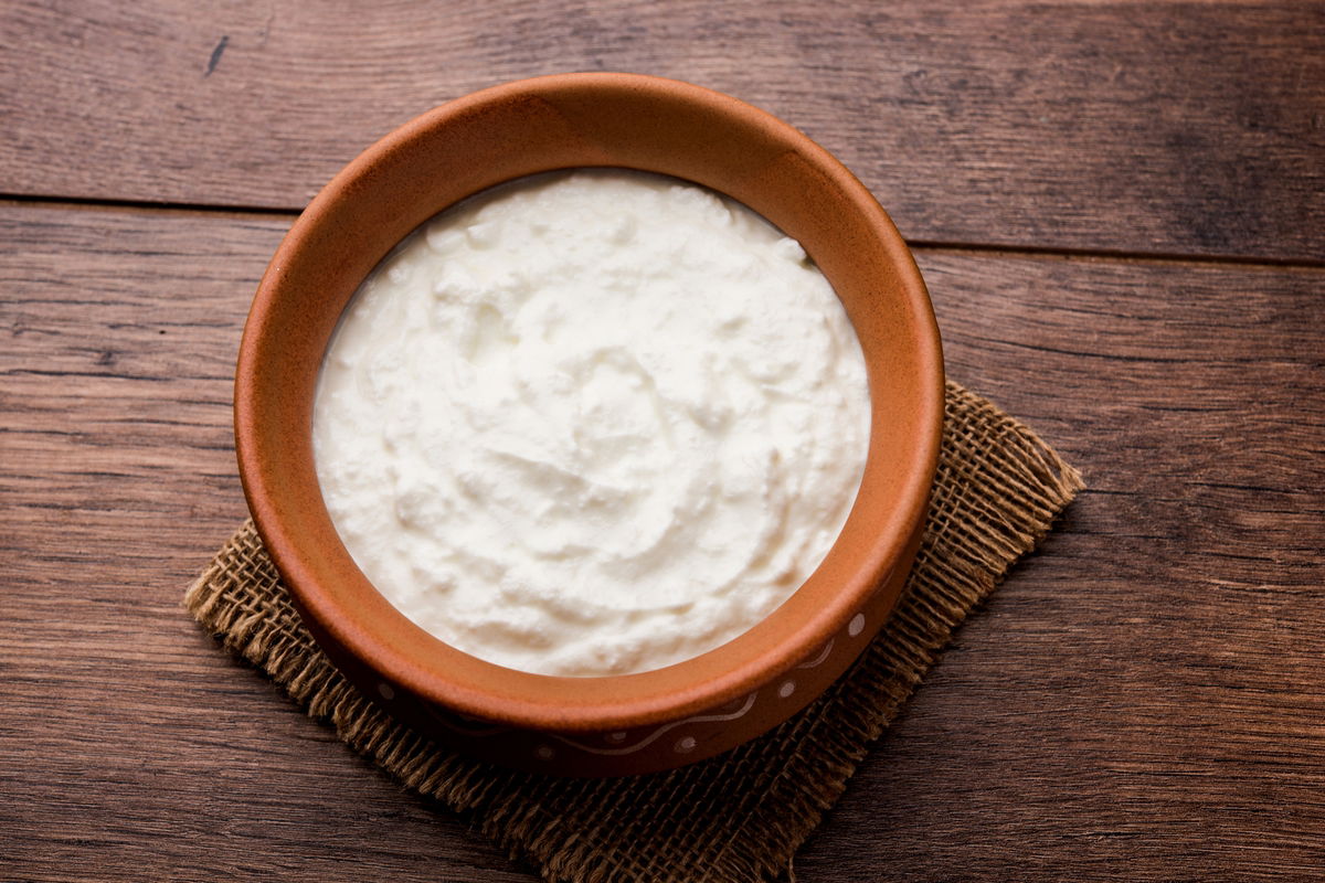 Coalhada: 6 benefícios e como fazer (com receitas) - Tua Saúde